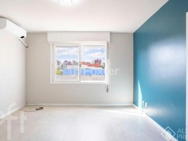 Apartamento, 1 dormitórios, 40 m², em Partenon