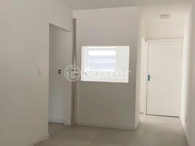 Apartamento, 1 dormitórios, 40 m², em Partenon