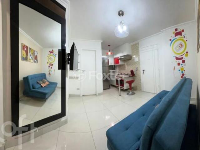 Apartamento, 1 dormitórios, 41 m², em Centro