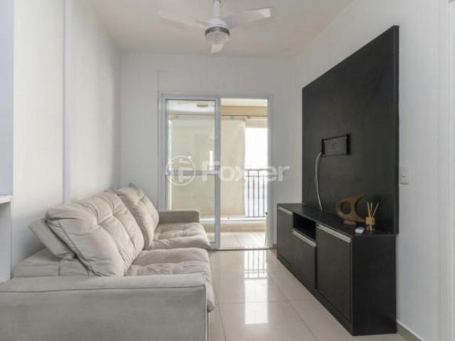Apartamento, 1 dormitórios, 41 m², em Centro