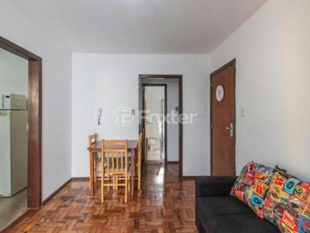 Apartamento, 1 dormitórios, 41 m², em Partenon