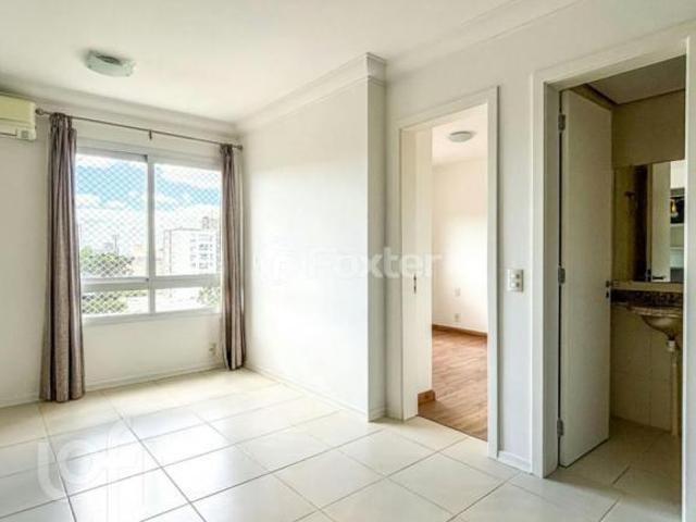 Apartamento, 1 dormitórios, 41 m², em Petrópolis