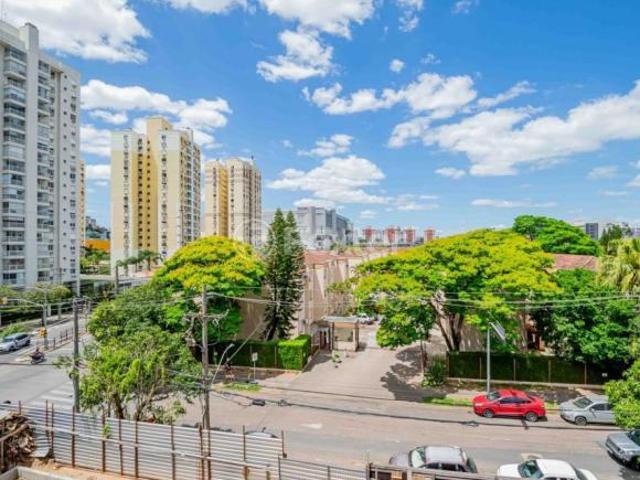 Apartamento, 1 dormitórios, 41.18 m², em Passo da Areia
