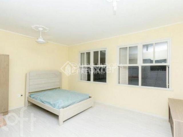 Apartamento, 1 dormitórios, 41.21 m², em Centro Histórico