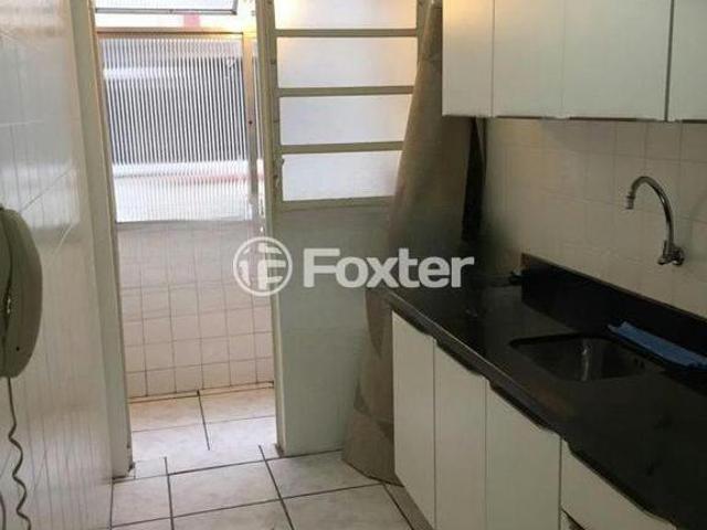 Apartamento, 1 dormitórios, 41.6 m², em Centro