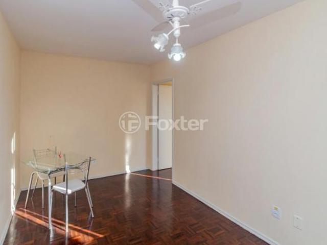 Apartamento, 1 dormitórios, 42 m², em Centro Histórico