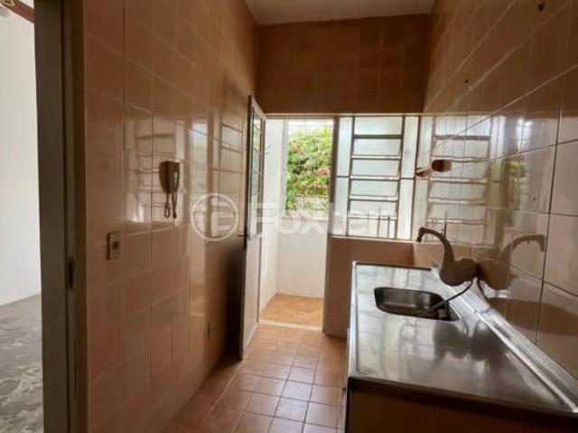 Apartamento, 1 dormitórios, 42 m², em Cristal