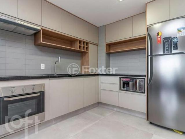 Apartamento, 1 dormitórios, 42 m², em Partenon