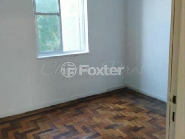 Apartamento, 1 dormitórios, 42 m², em Passo da Areia