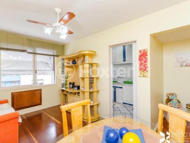 Apartamento, 1 dormitórios, 42.94 m², em Petrópolis