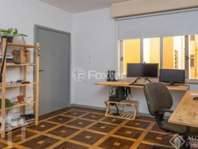 Apartamento, 1 dormitórios, 42.97 m², em Centro Histórico