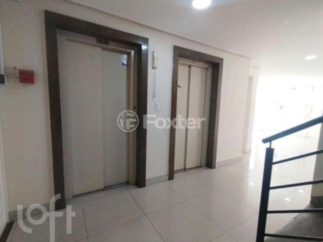 Apartamento, 1 dormitórios, 43 m², em Partenon