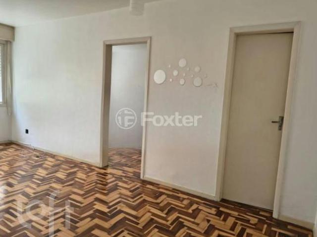 Apartamento, 1 dormitórios, 43.69 m², em Petrópolis