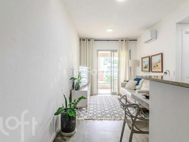 Apartamento, 1 dormitórios, 54 m², em Petrópolis
