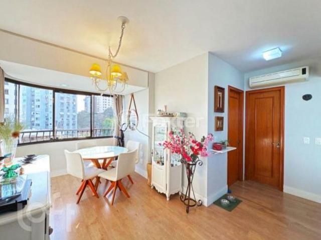 Apartamento, 1 dormitórios, 54.87 m², em Bela Vista