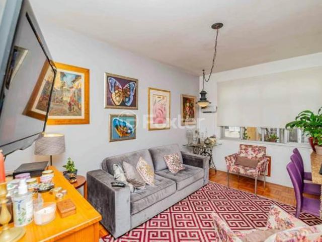 Apartamento, 1 dormitórios, 55 m², em Petrópolis