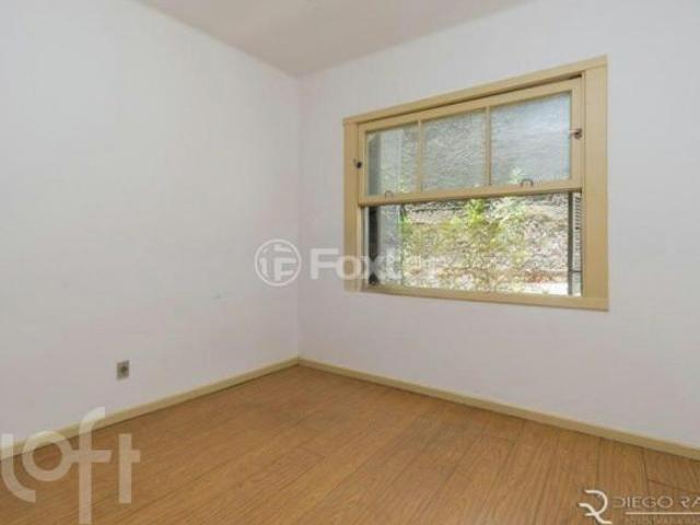 Apartamento, 1 dormitórios, 55.13 m², em Floresta
