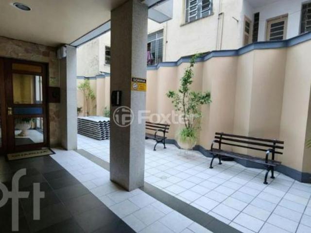 Apartamento, 1 dormitórios, 55.62 m², em Centro Histórico