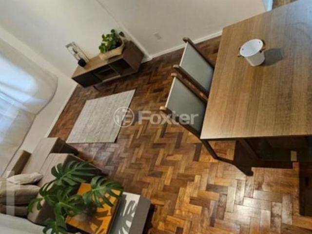 Apartamento, 1 dormitórios, 55.85 m², em Centro Histórico