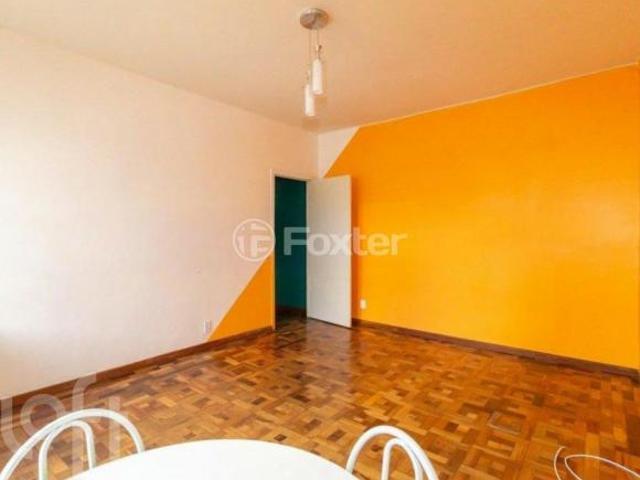 Apartamento, 1 dormitórios, 56 m², em Centro Histórico