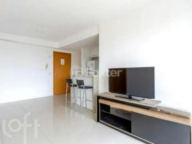 Apartamento, 1 dormitórios, 56 m², em Três Figueiras