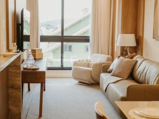 Apartamento, 1 dormitórios, 58 m², em Quinta da Serra