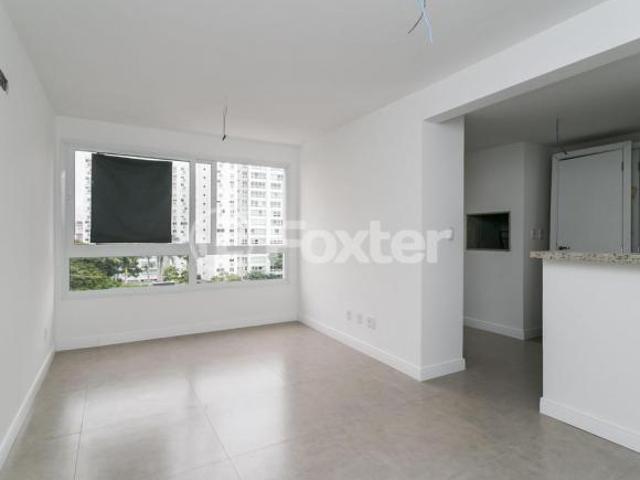 Apartamento, 1 dormitórios, 50 m², em Passo da Areia