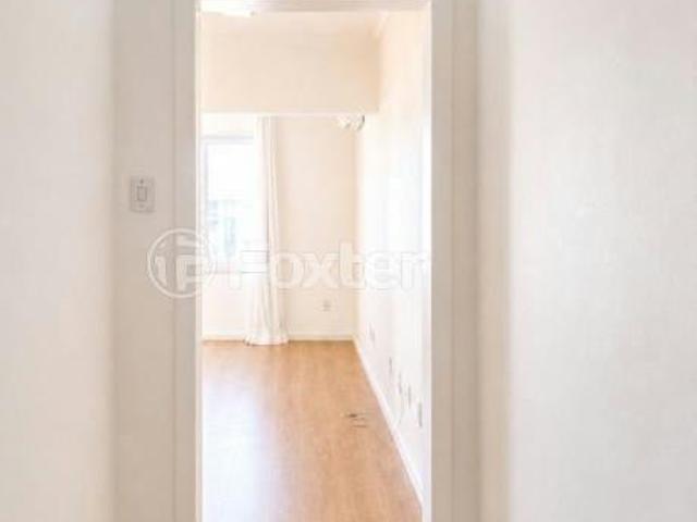 Apartamento, 1 dormitórios, 50.65 m², em Centro Histórico