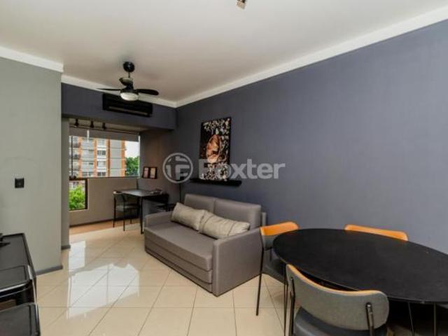Apartamento, 1 dormitórios, 50.68 m², em Petrópolis