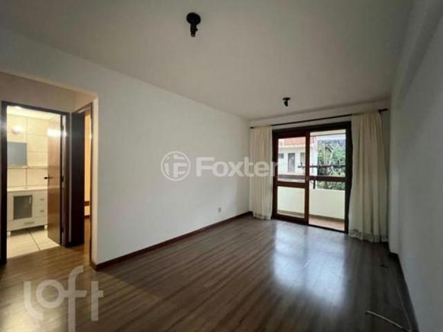 Apartamento, 1 dormitórios, 51 m², em Centro Histórico