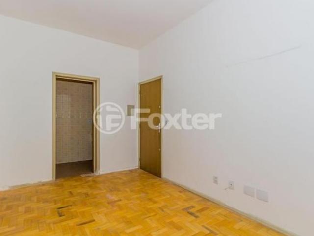 Apartamento, 1 dormitórios, 51.79 m², em Partenon