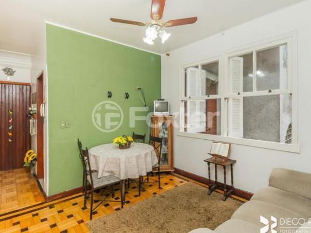 Apartamento, 1 dormitórios, 52 m², em Centro Histórico