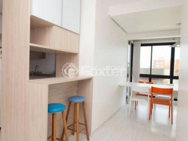 Apartamento, 1 dormitórios, 53.1 m², em Menino Deus