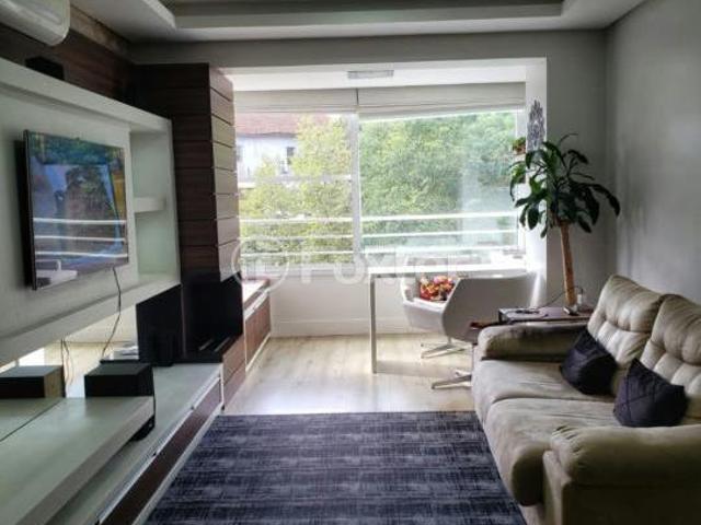Apartamento, 1 dormitórios, 64.71 m², em Centro