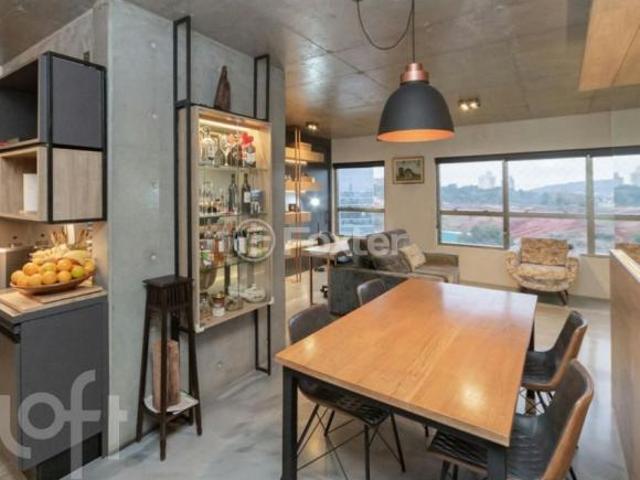 Apartamento, 1 dormitórios, 68 m², em Petrópolis