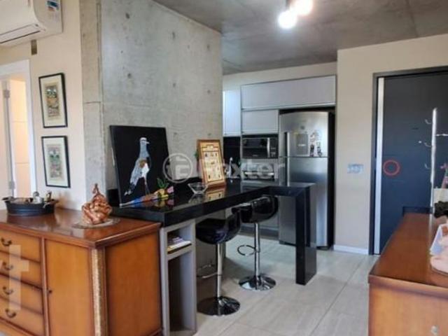 Apartamento, 1 dormitórios, 68.5 m², em Petrópolis