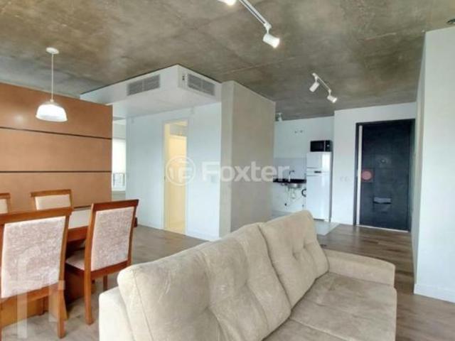 Apartamento, 1 dormitórios, 69.37 m², em Petrópolis