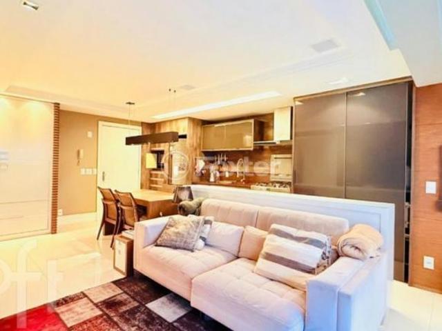Apartamento, 1 dormitórios, 60 m², em Três Figueiras