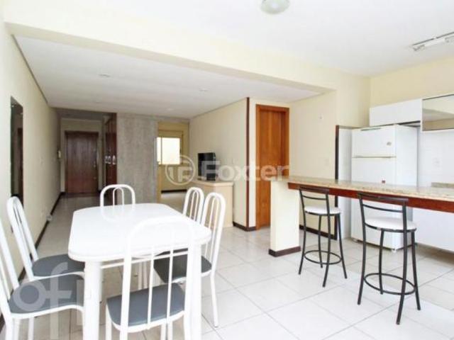 Apartamento, 1 dormitórios, 61.65 m², em Centro Histórico