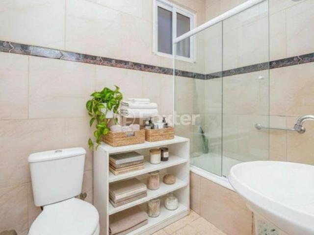 Apartamento, 1 dormitórios, 61.77 m², em Petrópolis