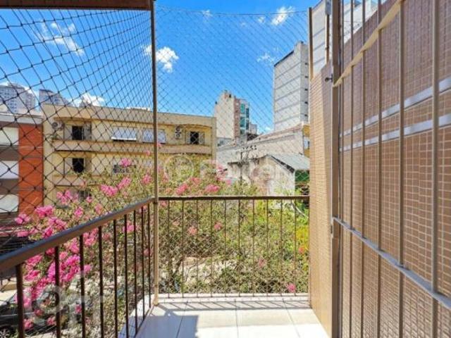 Apartamento, 1 dormitórios, 74 m², em Centro Histórico