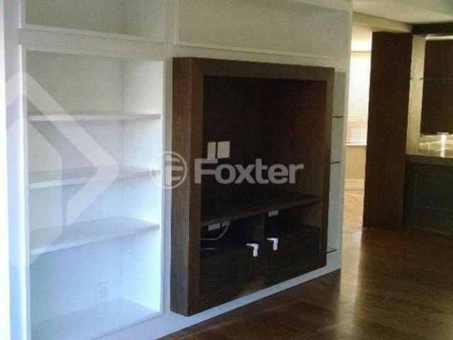 Apartamento, 1 dormitórios, 97.41 m², em São João