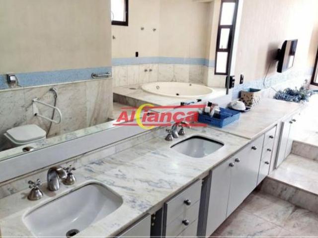 APARTAMENTO 1 POR ANDAR ALTO PADRÃO GUARULHOS