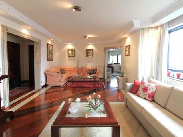 Apartamento 1 por andar na Aclimação vizinho ao Parque