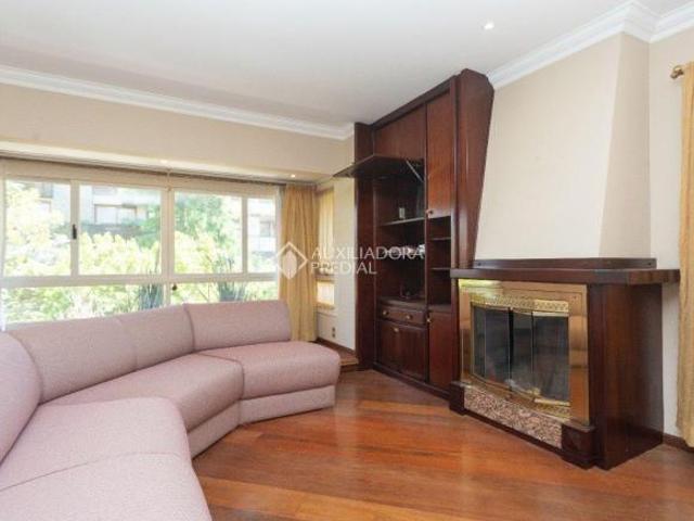 Apartamento 1 Por Andar no Auxiliadora com 4 Dormitórios 177 m² úteis