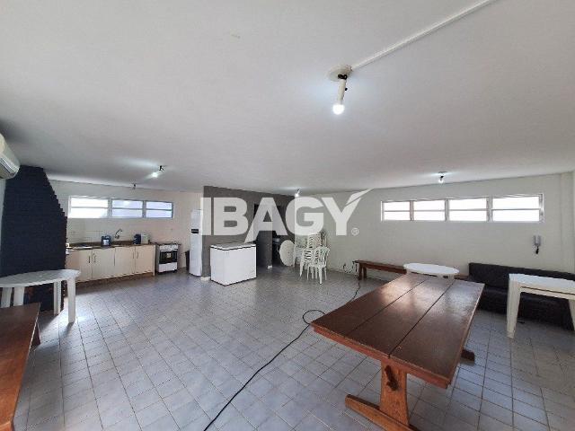 Apartamento 1 Quarto Carvoeira 50m²