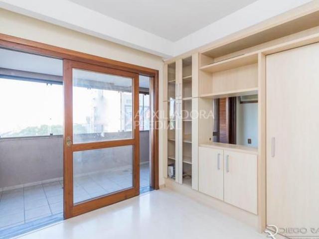 Apartamento 1 quarto com garagem na cidade baixa