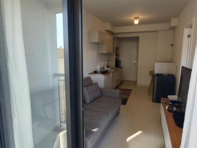 Apartamento 1 quarto com sacada no Plus Portão Cur