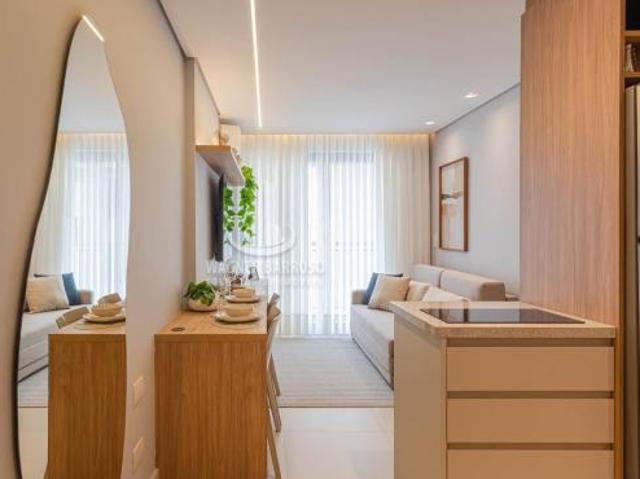 Apartamento 1 quarto com sacada no Plus Portão Cur