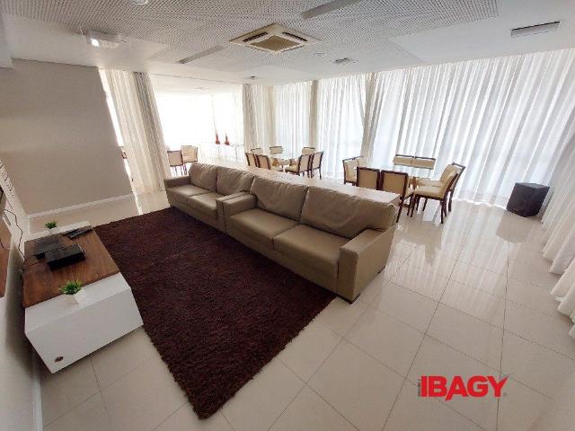 Apartamento 1 Quarto Itacorubi 65m²